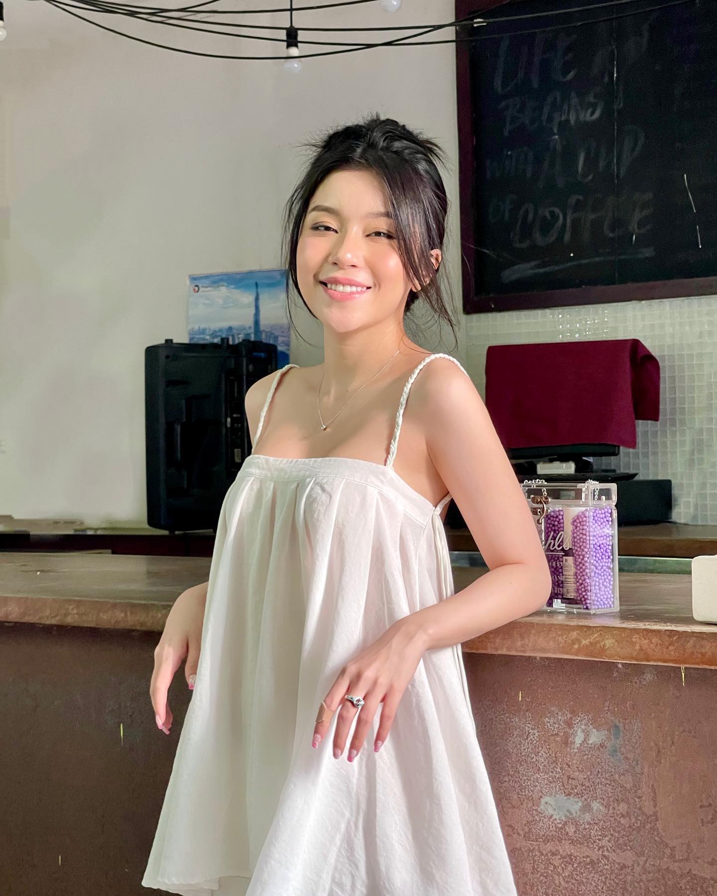 Nữ TikToker Việt xinh đẹp hút 60 triệu view “gây bão” dân mạng Trung Quốc là ai